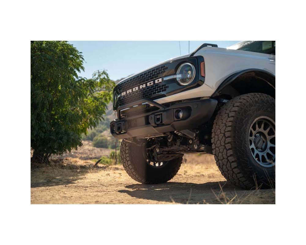 DV8 Off-Road DV8-LBBR-09 Capable Bull Bar | No Lights | Custom Offsets