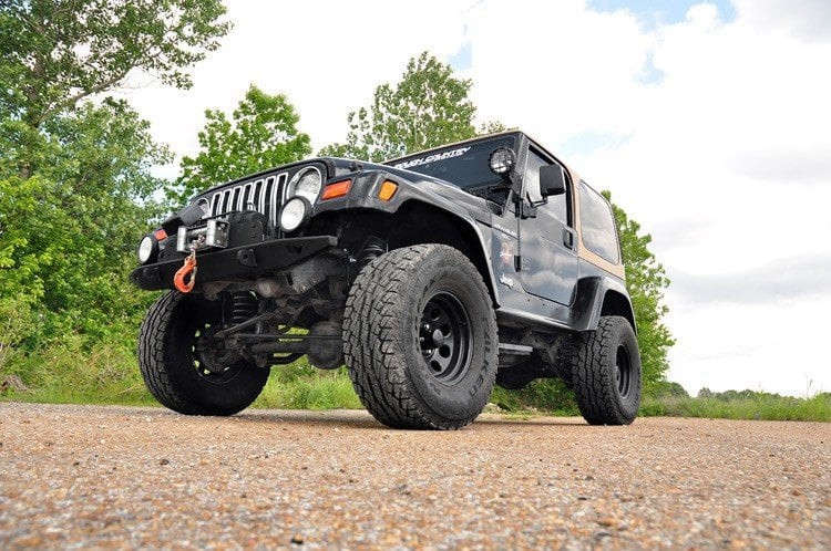Rough Country 90640-RC 4 Inch Lift Kit | M1 | 97-02 Jeep Wrangler TJ ...