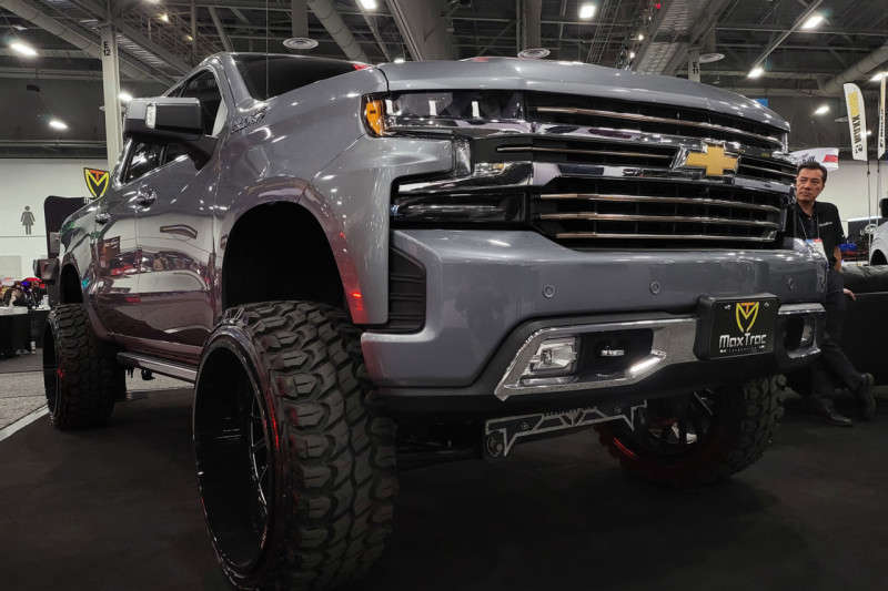 MaxTrac 9-10" Suspension Lifts for | MT-K881917 | Custom Offsets