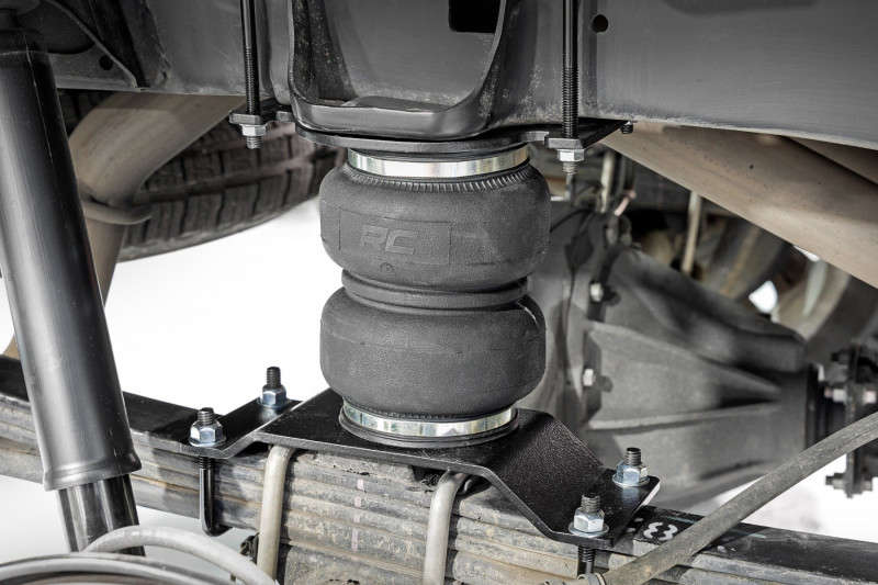 Rough Country 10024WC-RC Air Spring Kit w/compressor | Wireless Controller | 0-6" Lifts | 07-21 ...