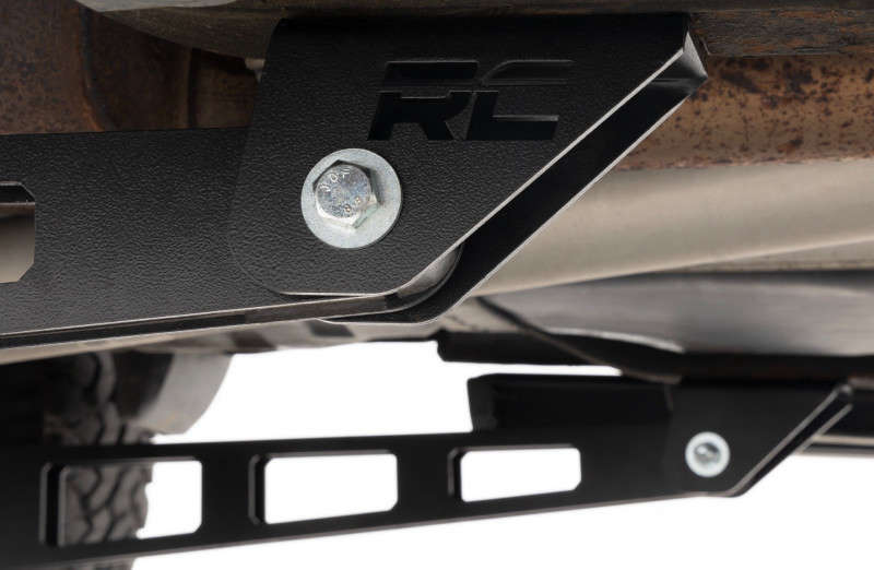 Rough Country 11017-RC Traction Bar Kit (19-25 Chevy/GMC Silverado ...