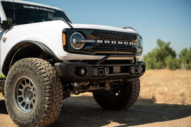 DV8 Off-Road DV8-LBBR-09 Capable Bull Bar | No Lights | Custom Offsets
