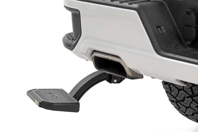Rough Country PW049798-RC Retractable Bed Step | Manual Pull (19-24 ...