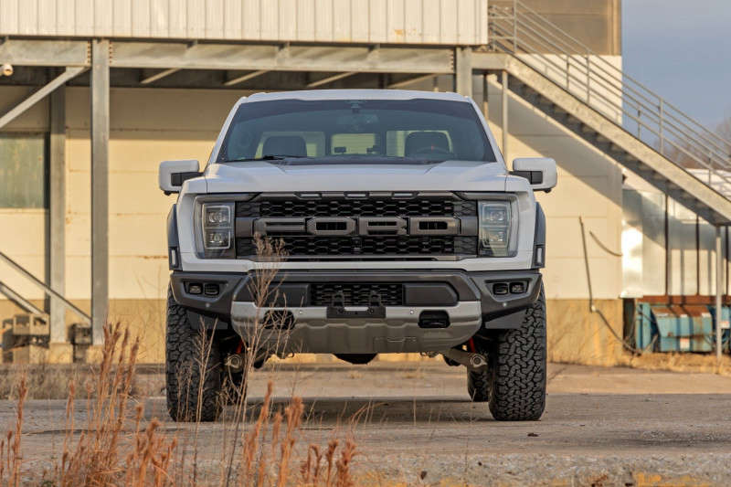 Rough Country 51142-RC 2.5" Lift Kit (21-24 Ford F-150 Raptor ...