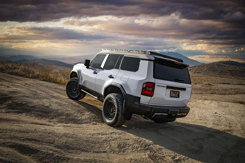 ICON 56520R-ICN 0-3" Lift Driver Side Rear V.S. 2.0 Aluminum Series ...