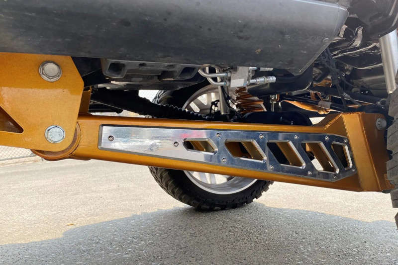 McGaughys 54417-McG 8" Powder Coated Silver Premium Lift Kit | Anthem ...