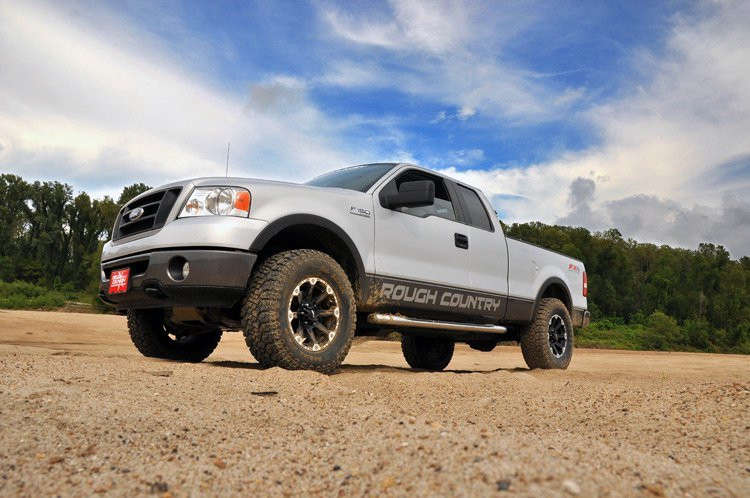 Rough Country 2.5" Suspension Lifts for | 57031-RC | Custom Offsets