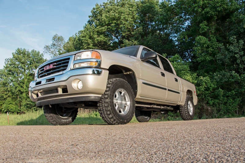 Rough Country 7592-RC 1.5-2" Leveling Kit (99-06 Chevy/GMC 1500 ...