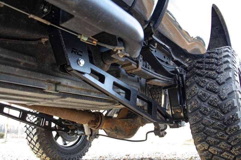 Rough Country 51003-RC Traction Bar Kit | For 4.5-6" Lift (Inverted U ...