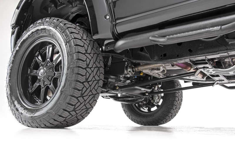 Rough Country 1557BOX6-RC Kicker Bar Kit | 4-6" Lift (15-20 Ford F-150 ...