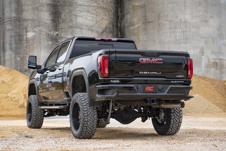Rough Country 10130A-RC 7" Lift Kit | N3 Shocks | 20-24 Chevy Silverado ...