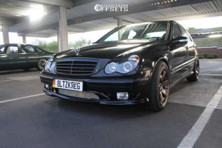 Custom 2005 Mercedes-Benz C230 Image Gallery | Custom Offsets