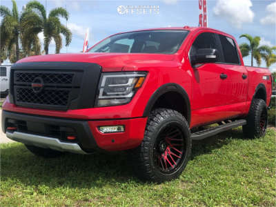 2020 Nissan Titan with 22x12 -44 TIS 544bm and 33/13.5R22 Venom Power ...
