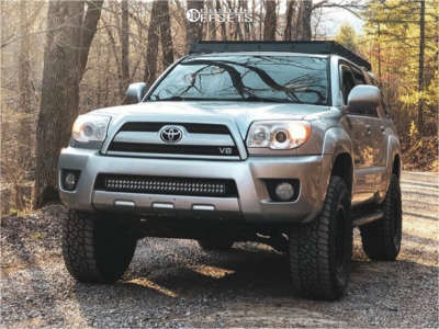 Toyota 4Runner on Method Wheels Image Gallery | Custom Offsets