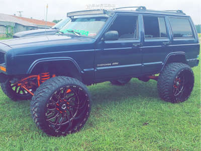 Jeep Cherokee on 24-inch Wheels Image Gallery | Custom Offsets