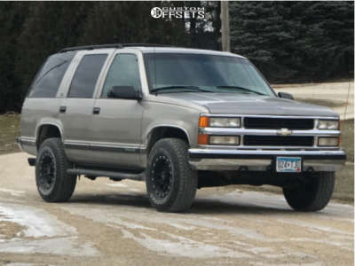 Trucks on 32s | Custom Offsets