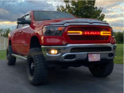 2021 Ram 1500 with 20x12 -51 Vision Riot and 33/12.5R20 Haida Hd878 R/t ...