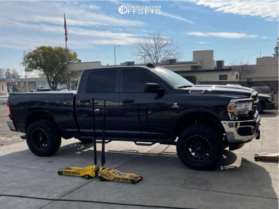 Ram 2500 on Method Wheels Image Gallery | Custom Offsets
