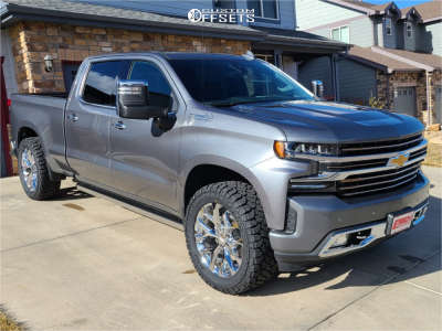 Chevrolet on 35s | Custom Offsets