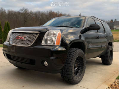 2007 GMC Yukon with 24x12 -51 ARKON OFF-ROAD Lincoln and 33/12.5R24 ...