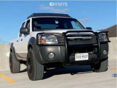 Custom 2004 Nissan Frontier Image Gallery | Custom Offsets