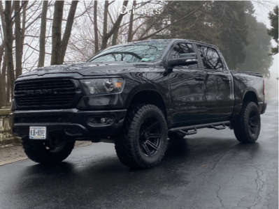 2017 Ram 1500 on 20-inch Wheels Image Gallery | Custom Offsets