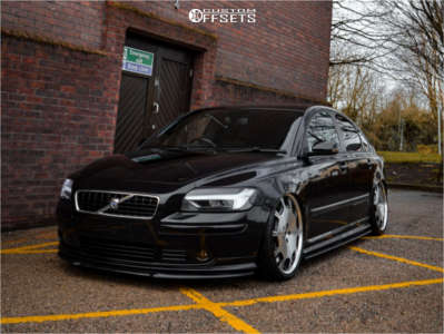 Custom 2007 Volvo S40 Image Gallery | Custom Offsets