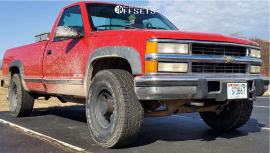 Custom Chevrolet K2500 Image Gallery | Custom Offsets