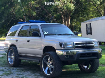 2000 Toyota 4Runner with 18x9 1 Fuel Cyclone and 33/10.5R18 Nitto Ridge ...