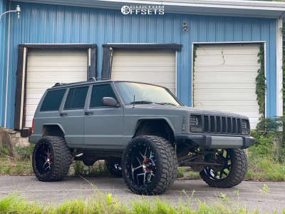 Versatyre MXT 33x13.50R22 | 22331350*VERSATYRE E MXT | Custom Offsets