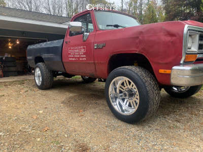 Dodge W250 Image Gallery | Custom Offsets