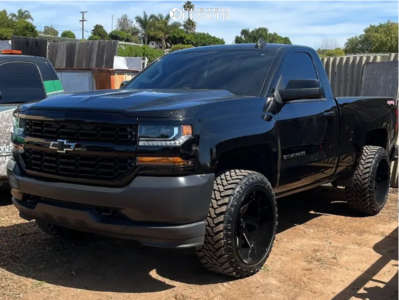 Trucks on 33s | Custom Offsets