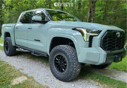 Nitto Recon Grappler A T 37x12.50R20LT | 218030 | Custom Offsets