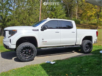 2023 GMC Sierra 1500 with 22x10 -18 Fuel Burn and 35/12.5R22 Kenda ...