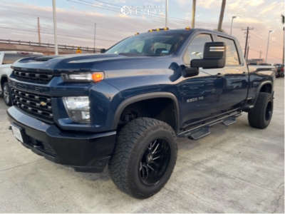 2023 Chevrolet Silverado 2500 HD with 18x9 18 Method Mr305 and 35/12.5R18 Kenda Klever R/T and ...
