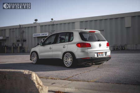Custom 2017 Volkswagen Tiguan Image Gallery | Custom Offsets