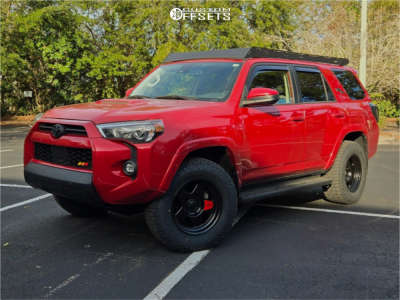 Falken Wildpeak AT4W 265 70R17 (31.7x10.4R17) | 28844300 | Custom Offsets