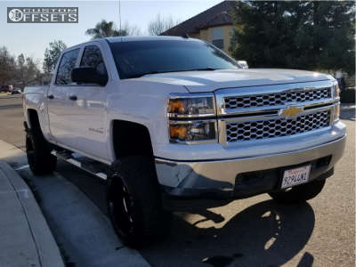2014 Chevrolet Silverado 1500 with 22x12 -44 Hostile Forged Jigsaw and 35/12.5R22 Nitto Trail ...