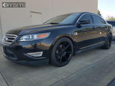 Custom 2015 Ford Taurus Image Gallery | Custom Offsets