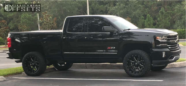 2017 Chevrolet Silverado 1500 with 22x12 -44 TIS 544BM and 33/12.5R22 ...