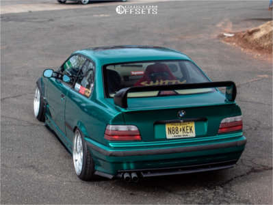 Custom 1984 BMW 325is | Truck Photo Gallery | Custom Offsets