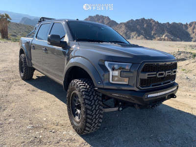 2018 Ford Raptor with 22x12 -44 XD Xd829 and 37/13.5R22 Nitto Ridge ...