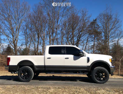 2018 Ford F-350 Super Duty with 22x12 -43 Fuel Triton D581 and 35/12 ...
