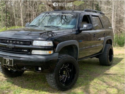 2002 Chevrolet Tahoe with 22x12 -44 Fuel Nutz and 37/13.5R22 Nitto ...