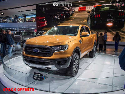 2019 Ford Ranger with 20x10 -18 Fuel Vector and 305/55R20 Falken ...