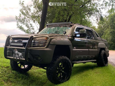 2002 Chevrolet Avalanche 1500 with 22x12 -44 Savage Sa02 and 325/50R22 ...