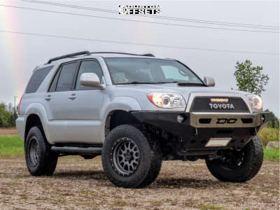2007 Toyota 4Runner with 17x9 -12 Lock Offroad Wheels Baja and 33/12 ...