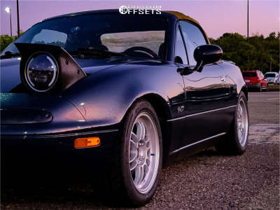 2001 Mazda Miata on 15x7 Wheels Image Gallery | Custom Offsets