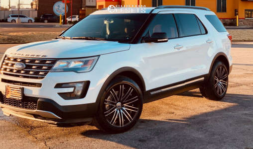 Ford Explorer Image Gallery | Custom Offsets