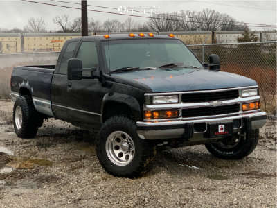Custom 1988 Chevrolet K3500 Image Gallery | Custom Offsets